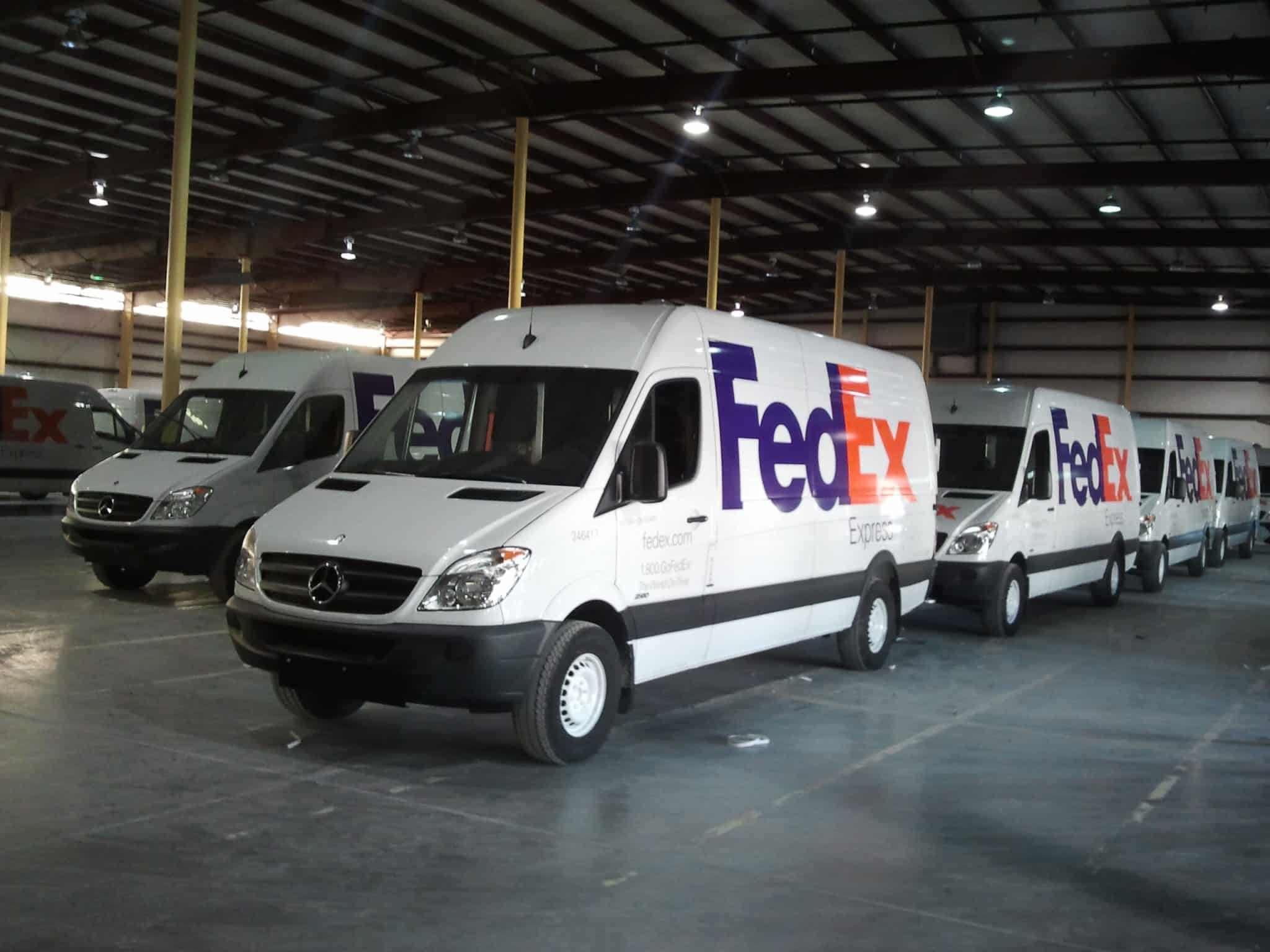 Successfully Completed 4500 Unit Fleet for FedEx - Capital Wraps